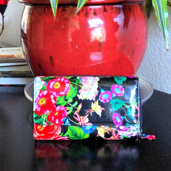 Bags | 315 Beautiful Floral Wallet | Poshmark